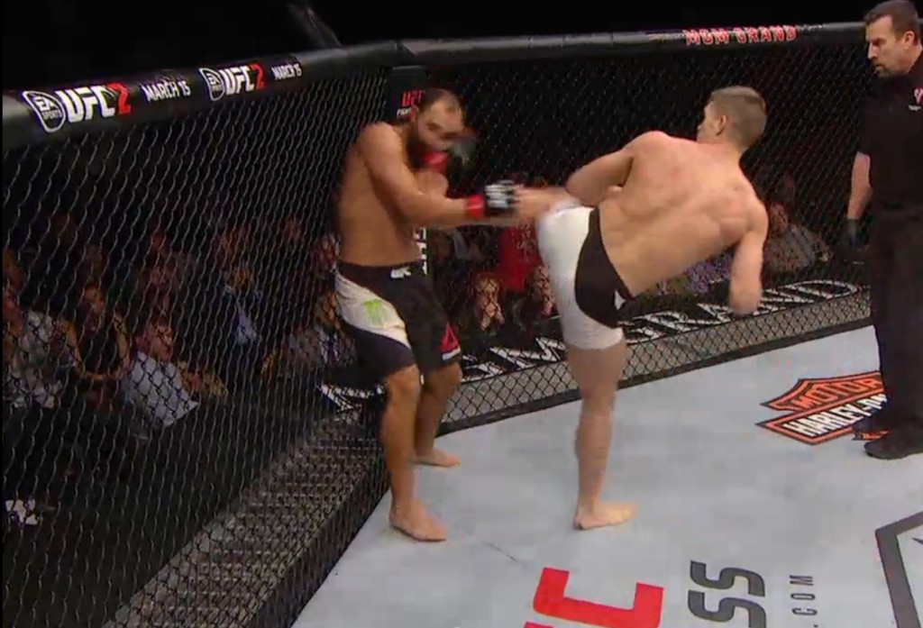 Stephen “Wonderboy” Thompson beats the brakes off of Johny Hendricks